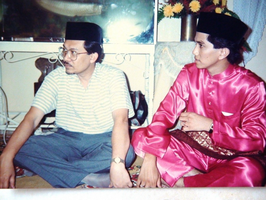 Who is Azmin Ali? The story of Mahathir’s adopted son, turned Anwar ...