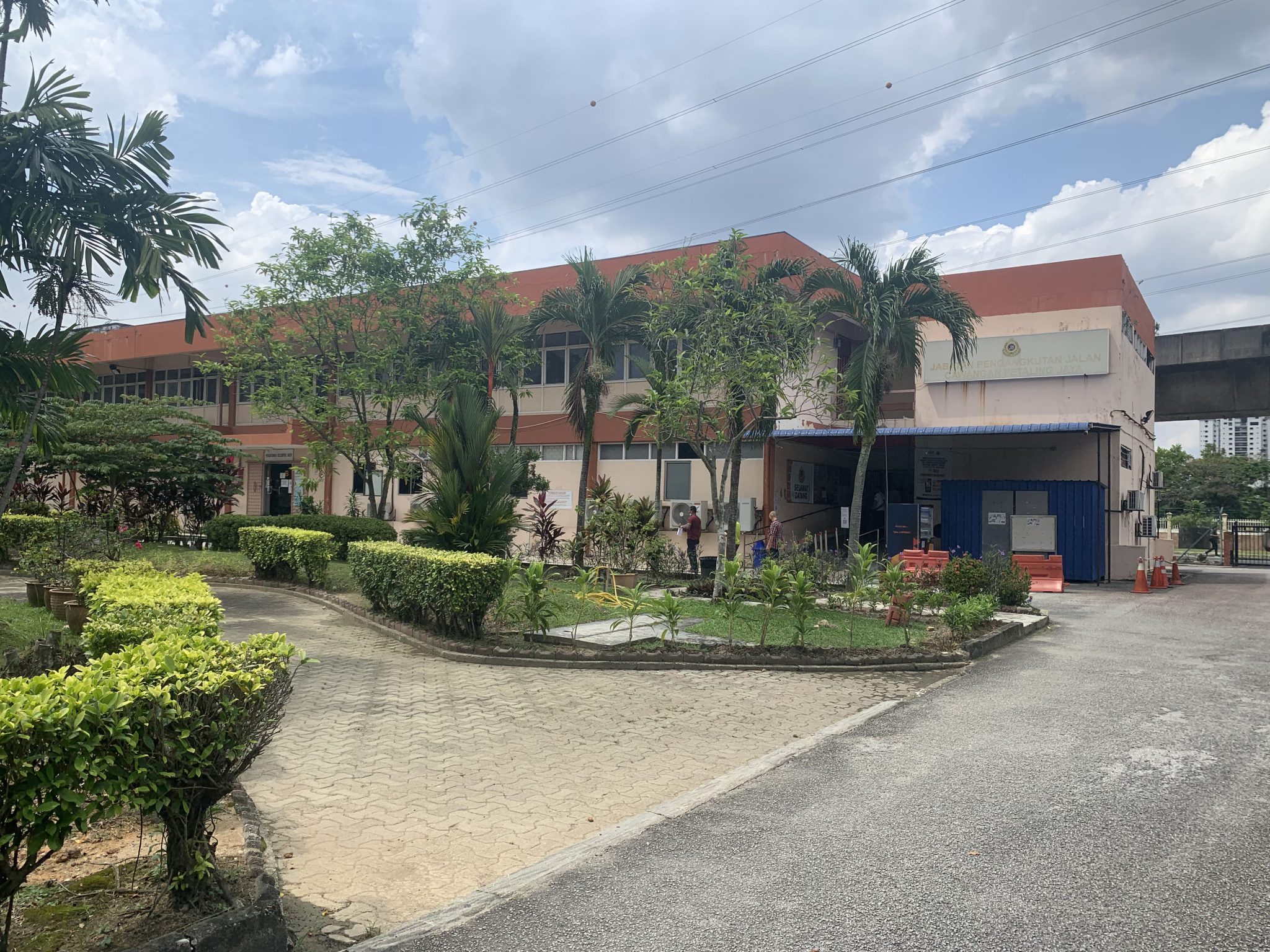 How strict are dress codes in government buildings?