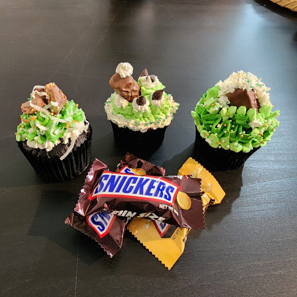 Love pictures of food? Join Snickers' #ResepiWayang contest and win!