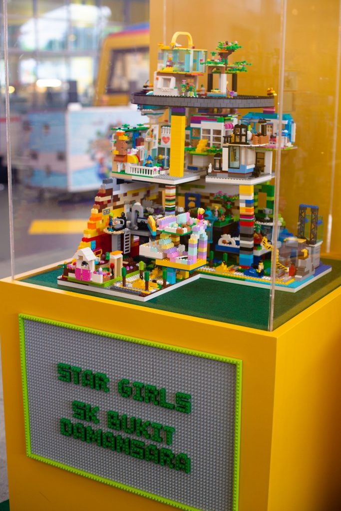 Students use Lego to build sustainable cities of the future