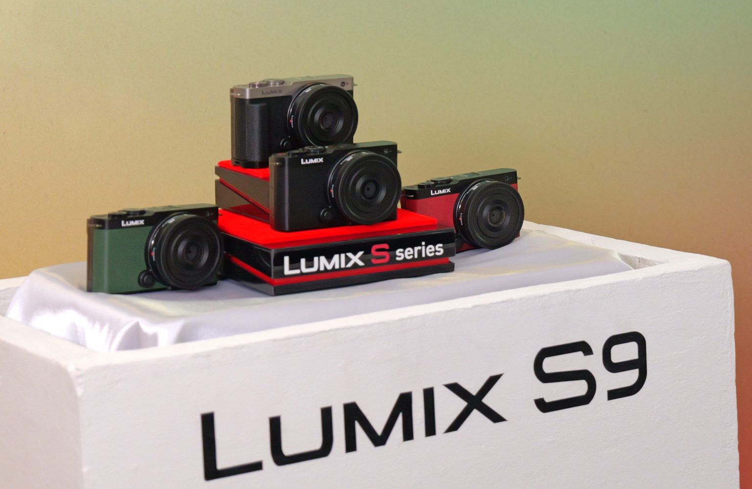 LUMIX S9 Compact Full-Frame Mirrorless Camera debuts in Msia