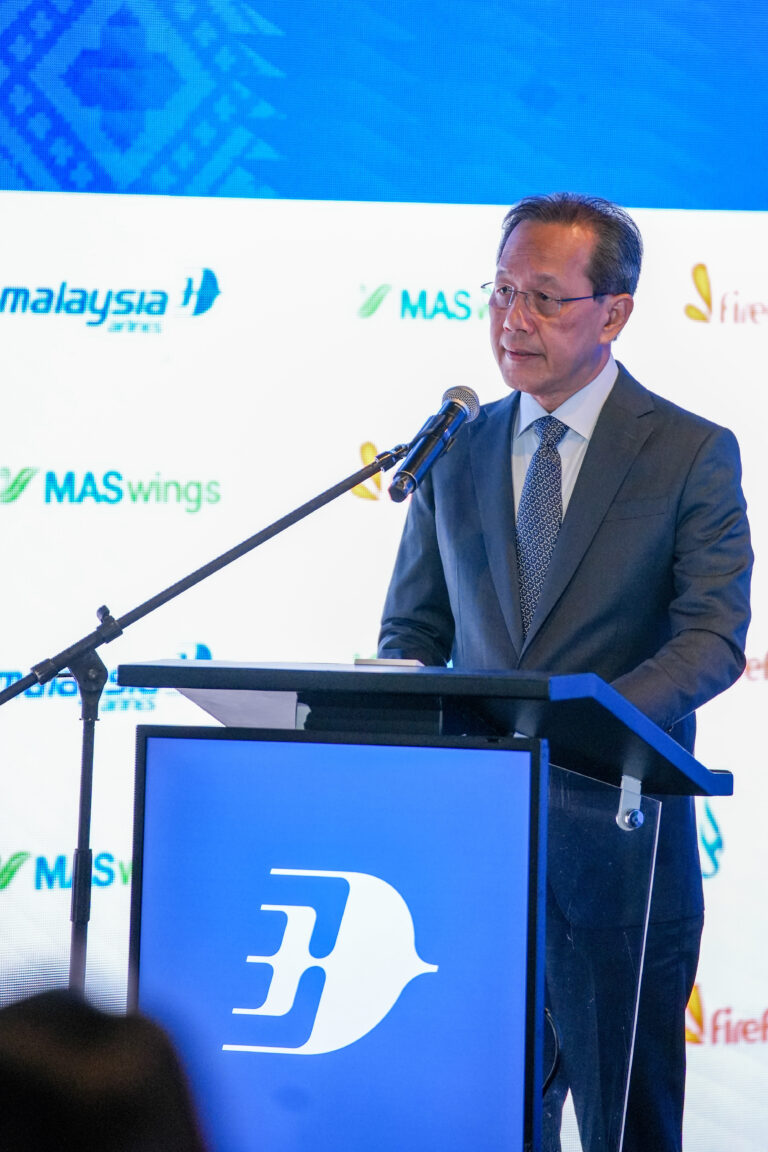 Fly to Paris with Malaysia Airlines: Direct, Cheap & Chic!