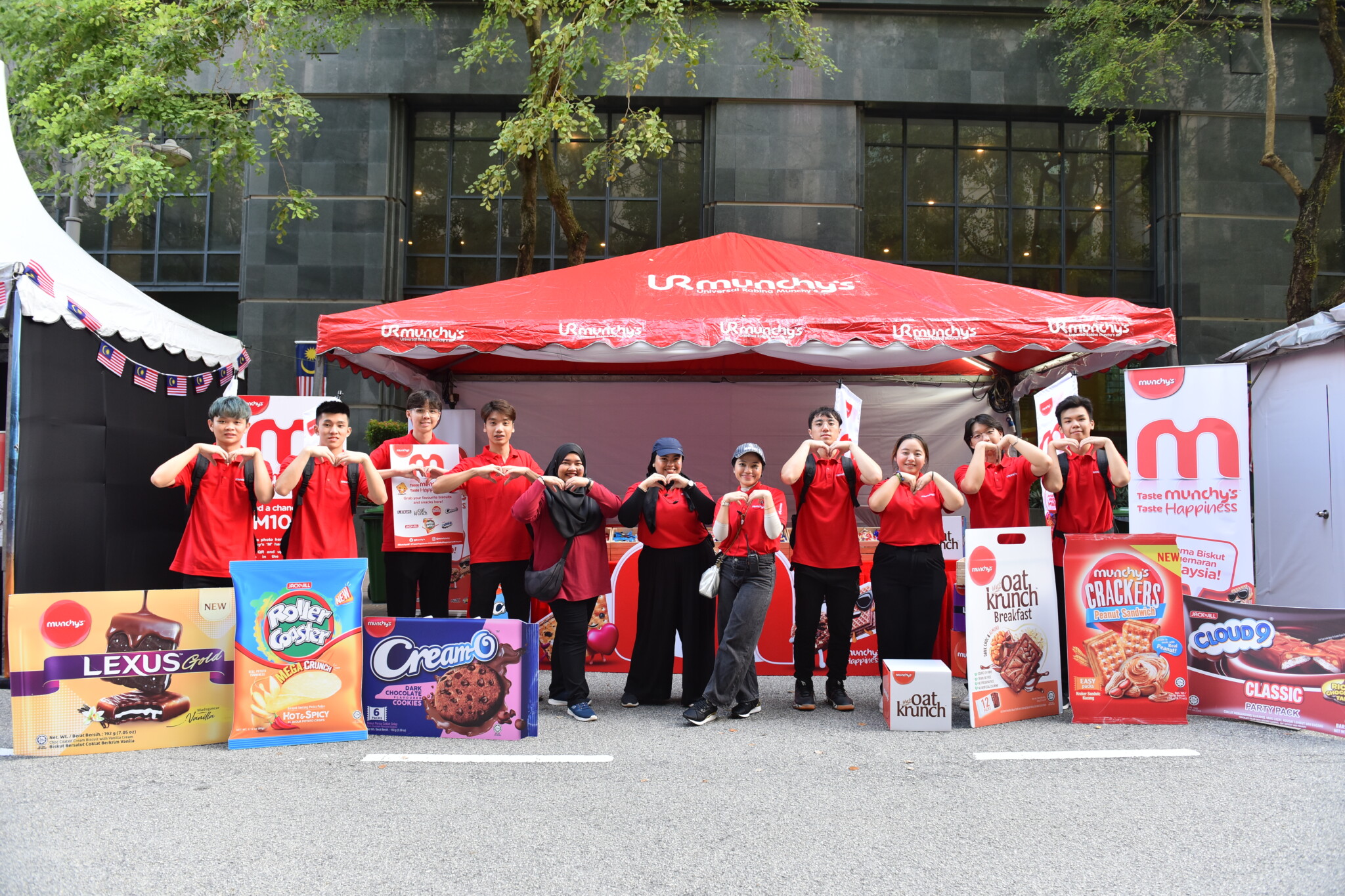 Munchy’s Merdeka Madness: FREE Biscuits for Thousands and a Chance to ...