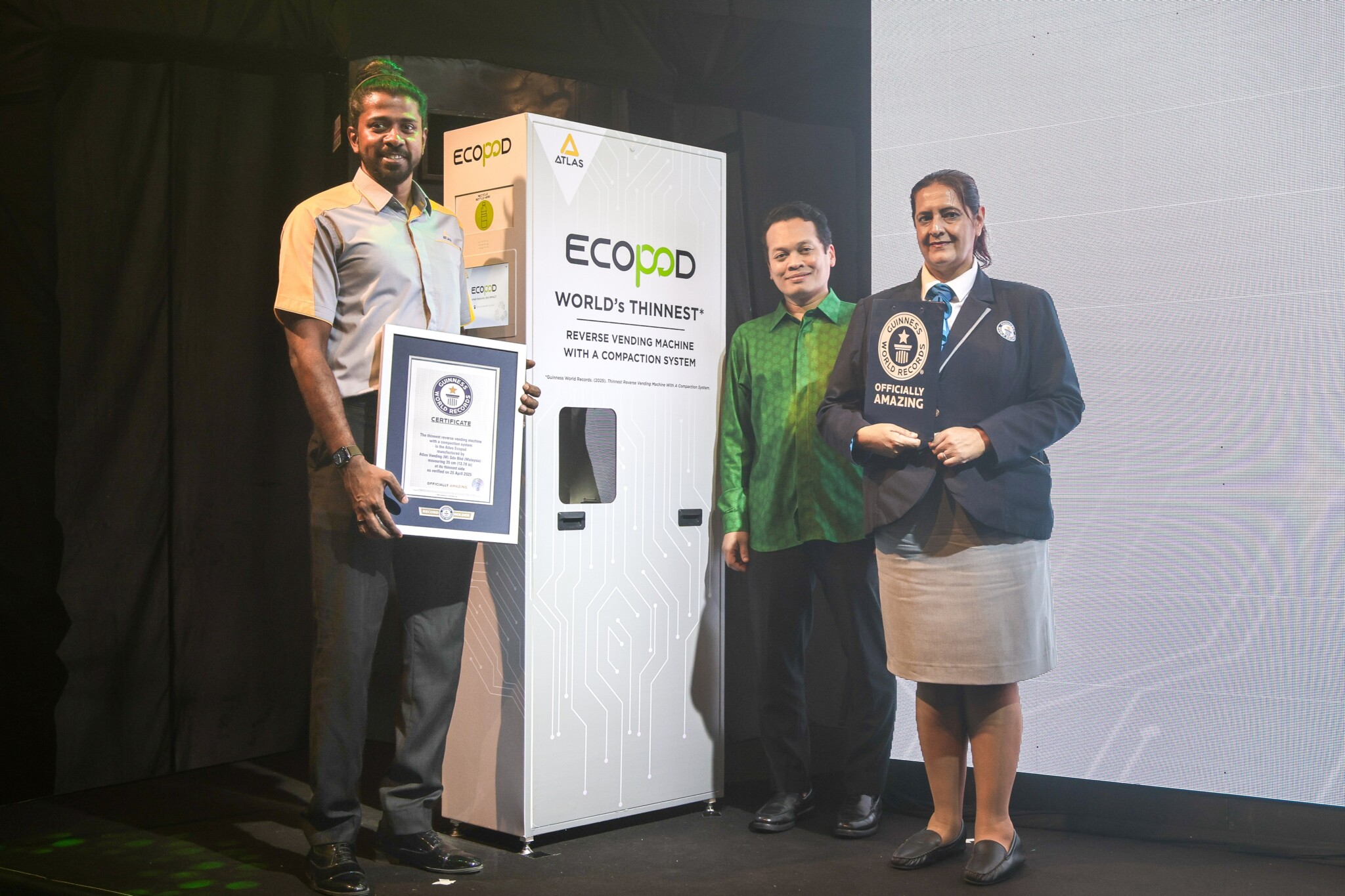 This Malaysian recycling machine just broke a world record